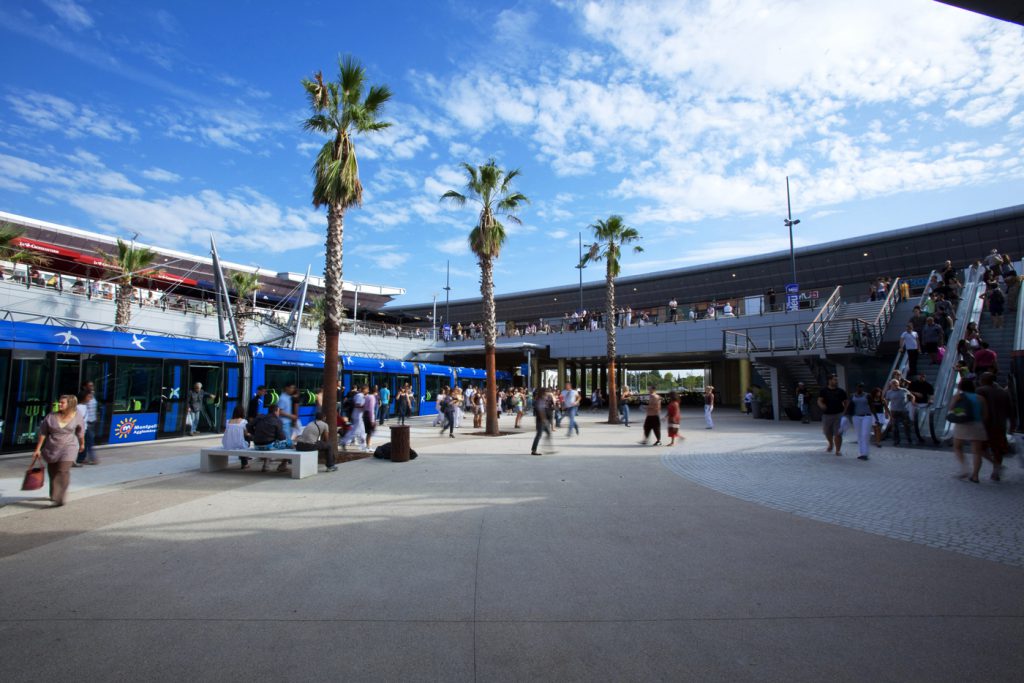 ODYSSEUM SHOPPING CENTER